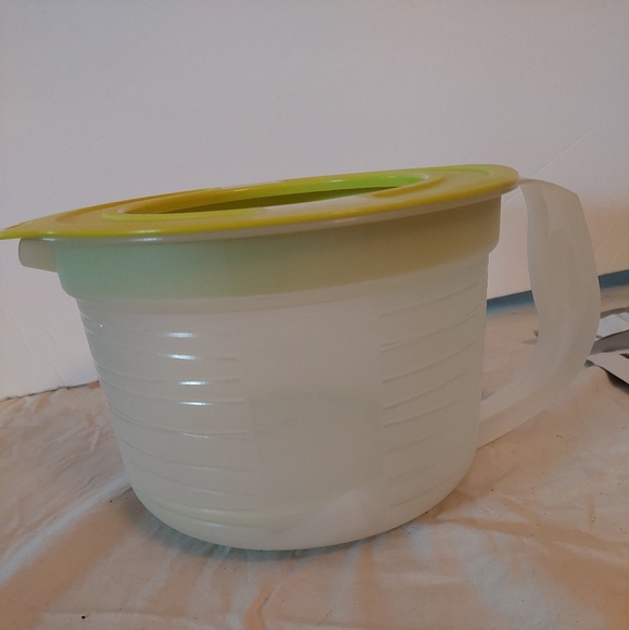Tupperware | Kitchen | Tupperware Mix N Stor Plus Pitcher 5665a2 Nip ...